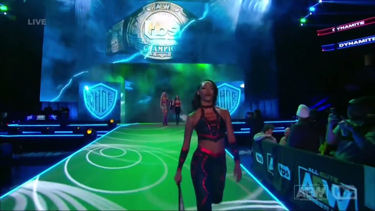Jade Cargill & Red Velvet Entrance: AEW Dynamite, Jan. 4, 2023 - video ...