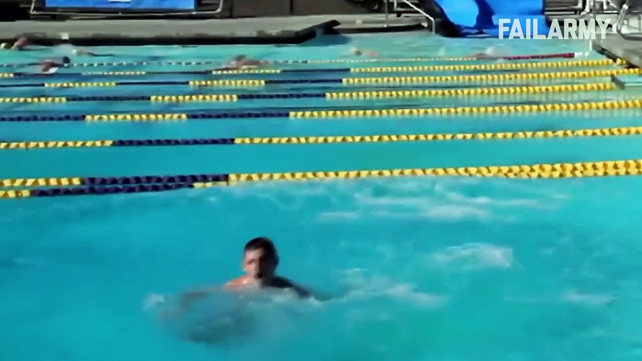 FOOLS IN POOLS (Funny Pool Fails) FailArmy - video Dailymotion