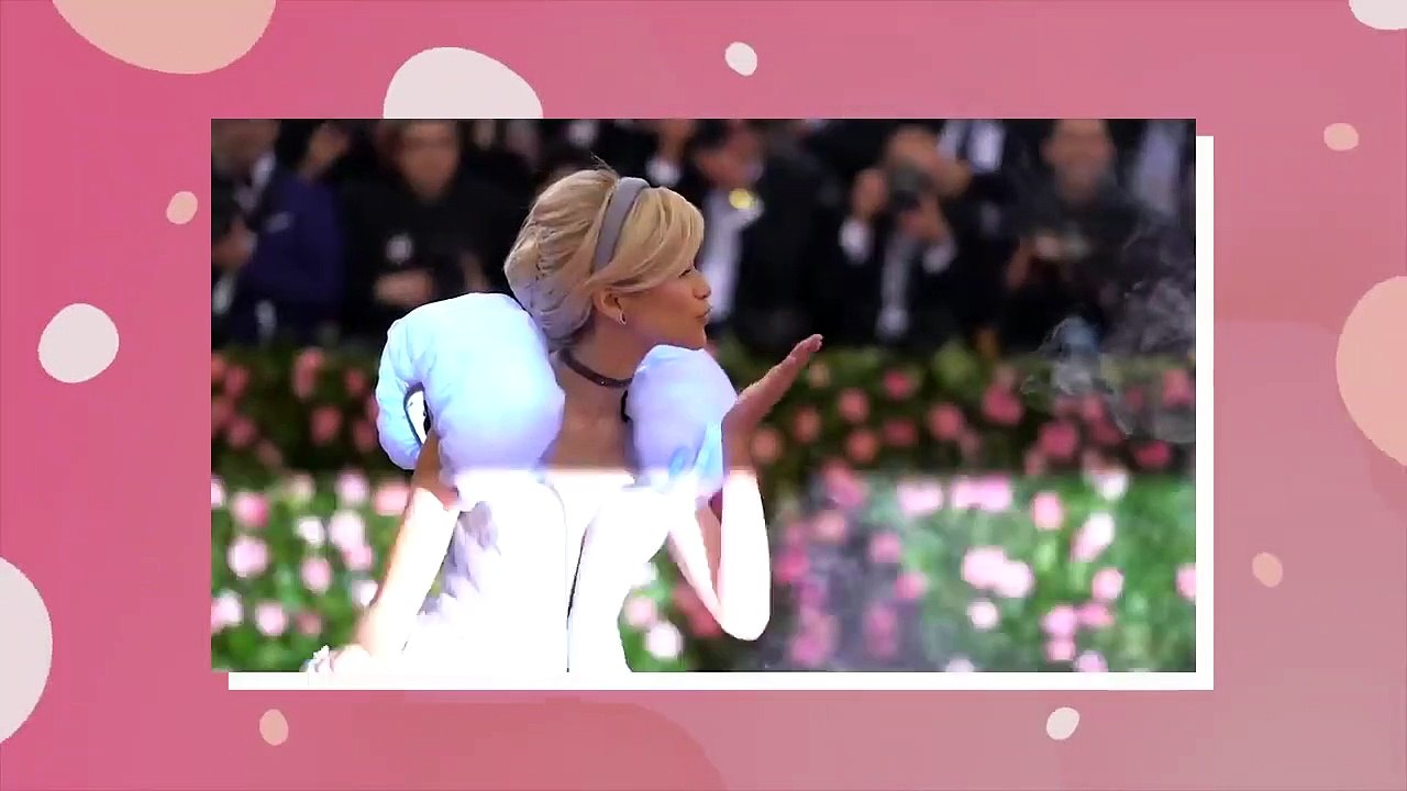 15 Celebrities With Strange Hidden Talents - video Dailymotion