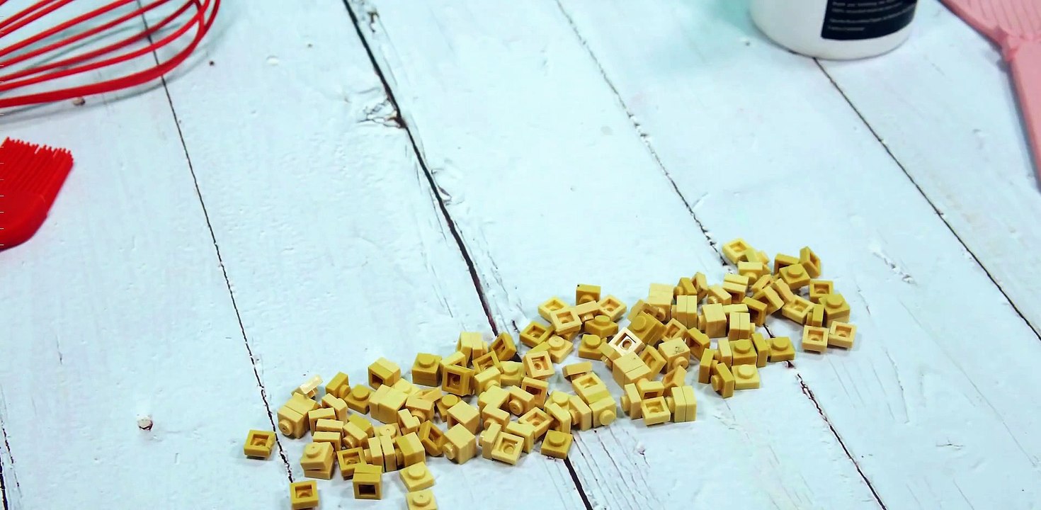 Making Lego Spaghetti ft Among Us Crew Lego Stop Cooking Motion - video ...