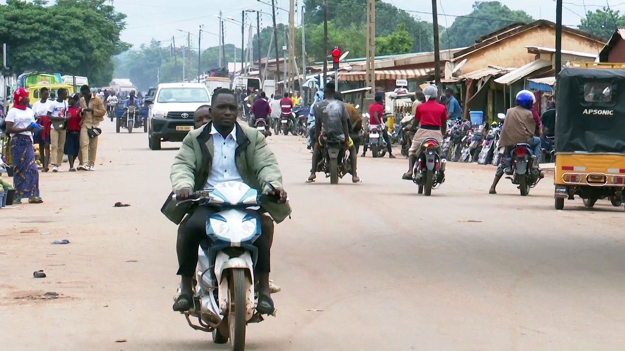 A la découverte des collines jumelles de Boundiali, dans la région de ...