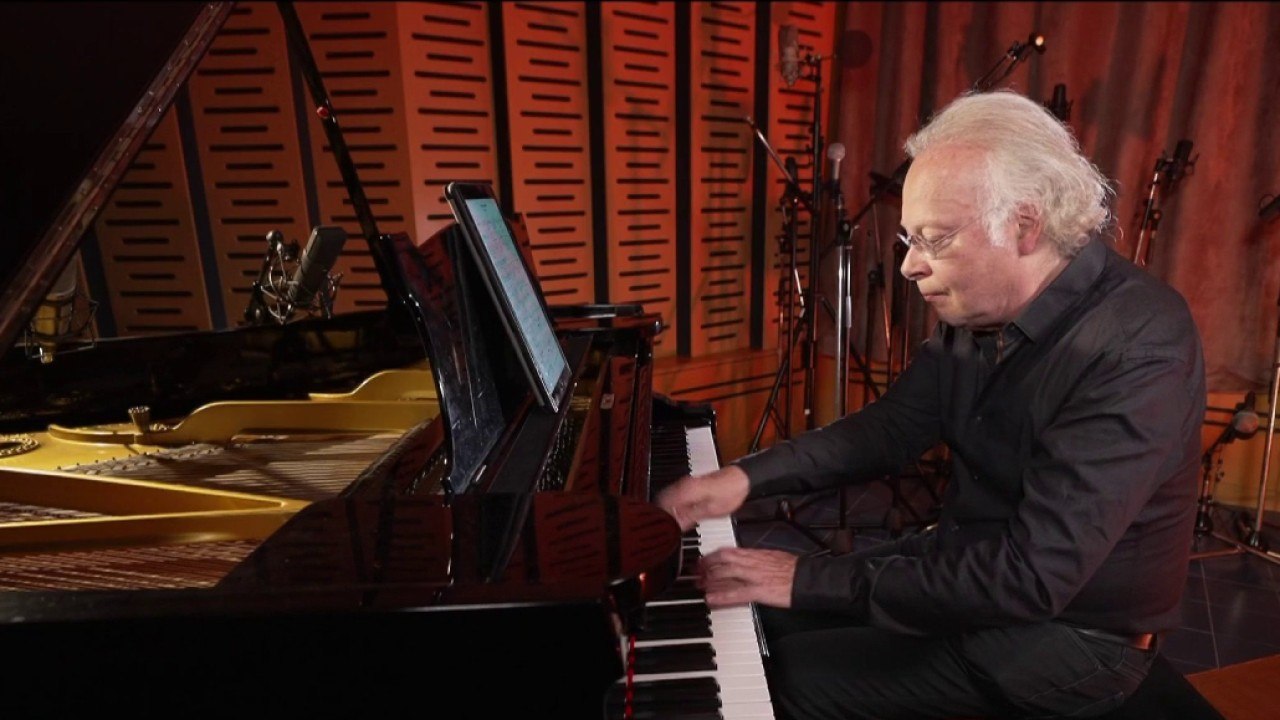 Aznavour - Côté coulisses - Vidéo Dailymotion