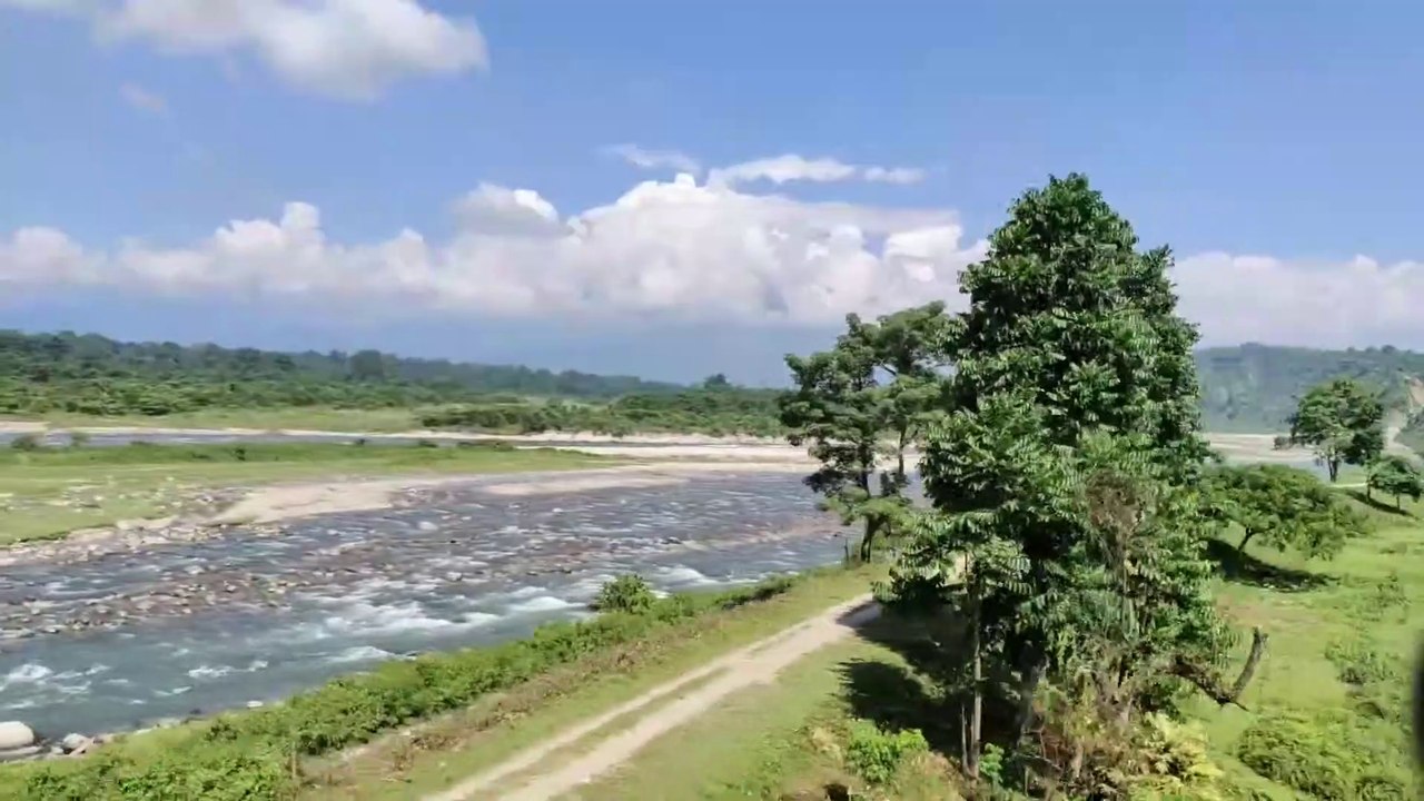 Dooars by train, Hasimara, Journey from Siliguri, North Bengal, West ...