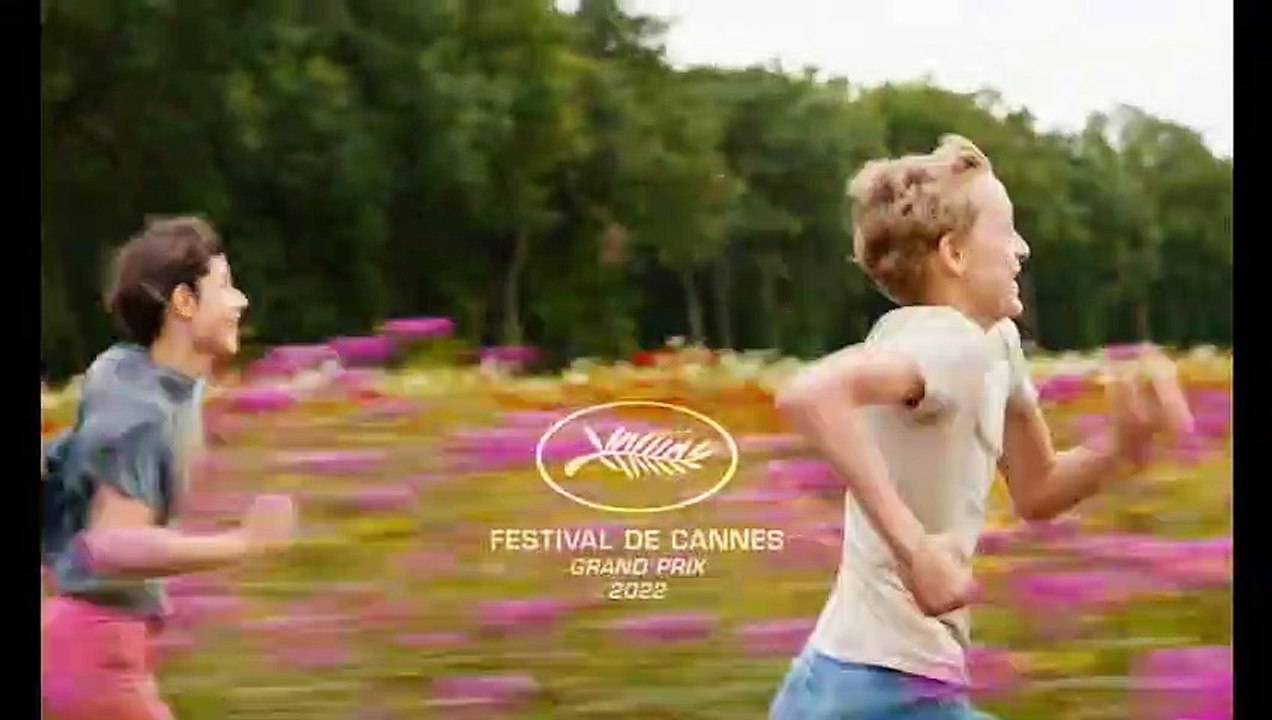 Close - Official Trailer - Vídeo Dailymotion