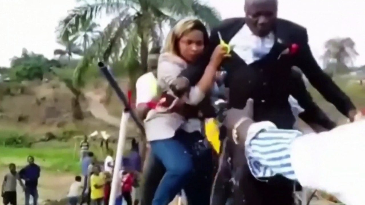 Bridge collapses during ribbon-cutting ceremony in Congo - video ...