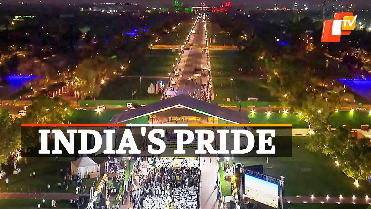 Breathtaking Aerial View Of Central Vista Avenue Or The Kartavya Path ...