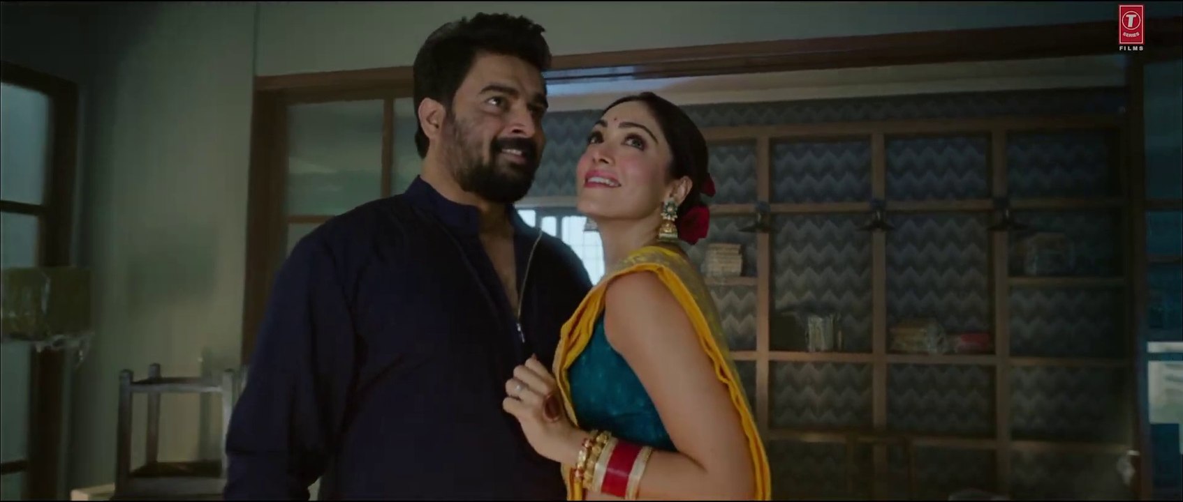 Dhokha Movie - Round D Corner - R. Madhavan - Khushalii - Darshan ...