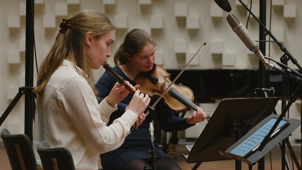 Lucie Horsch - Traditional: Pašona Kolo (Arr. Knigge for Recorder and ...