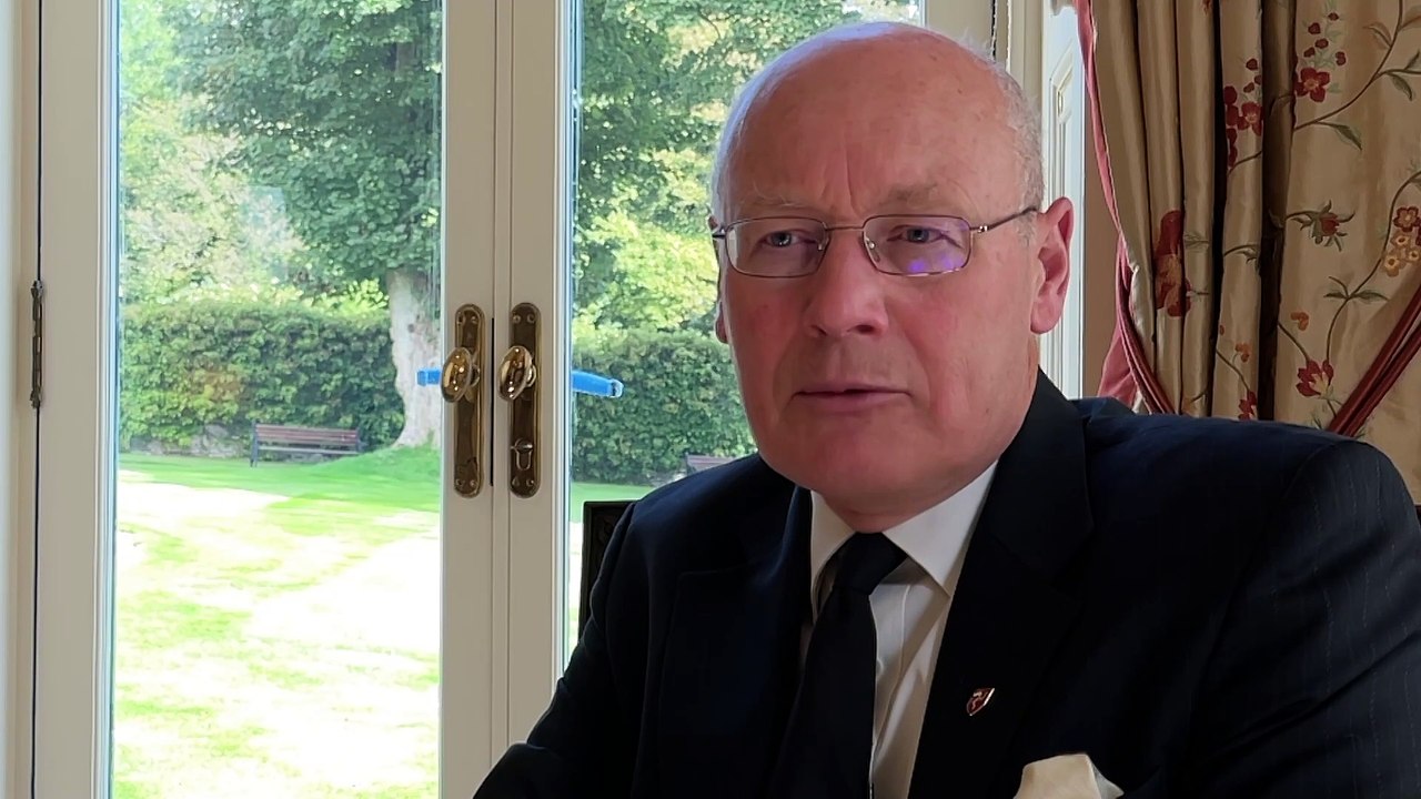 Sir John Lorimer reflects on his encounters with the Queen - video ...
