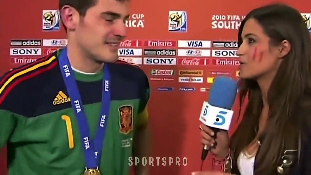 10 FUNNIEST MOMENTS WITH FOOTBALL REPORTERS - video Dailymotion