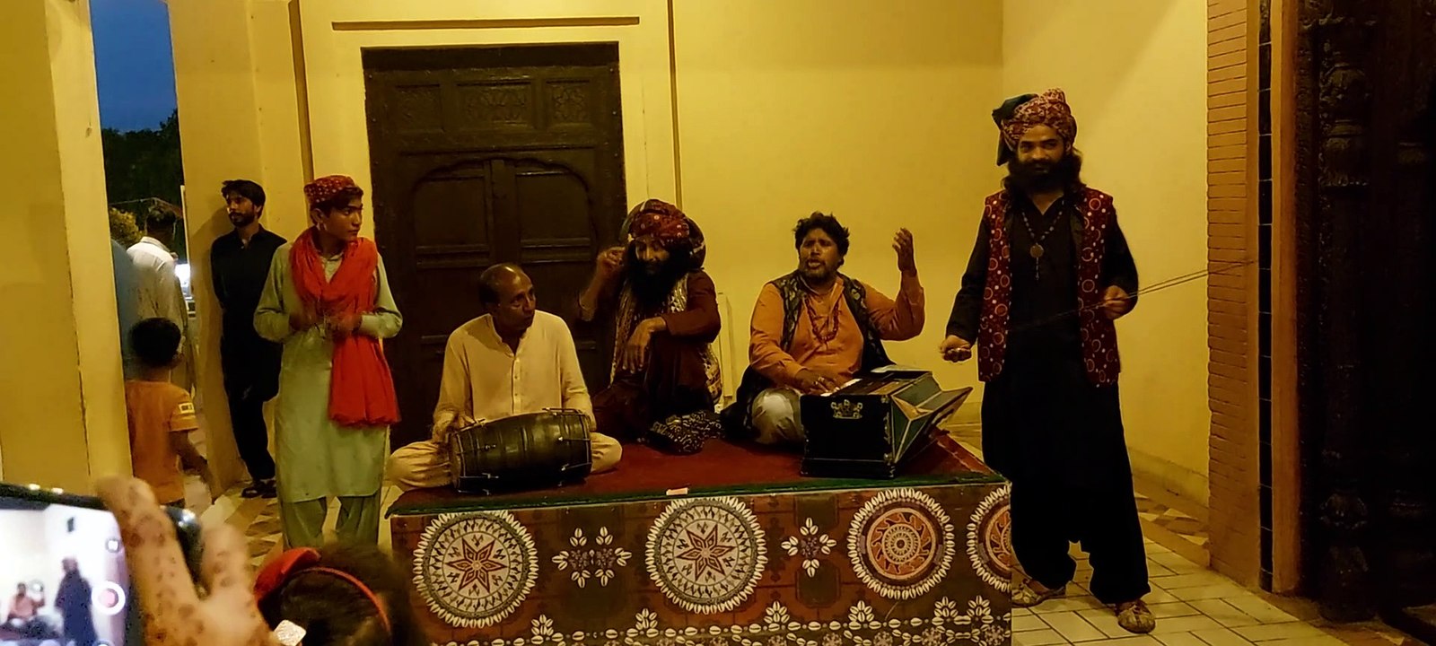 traditional qawwali - video Dailymotion