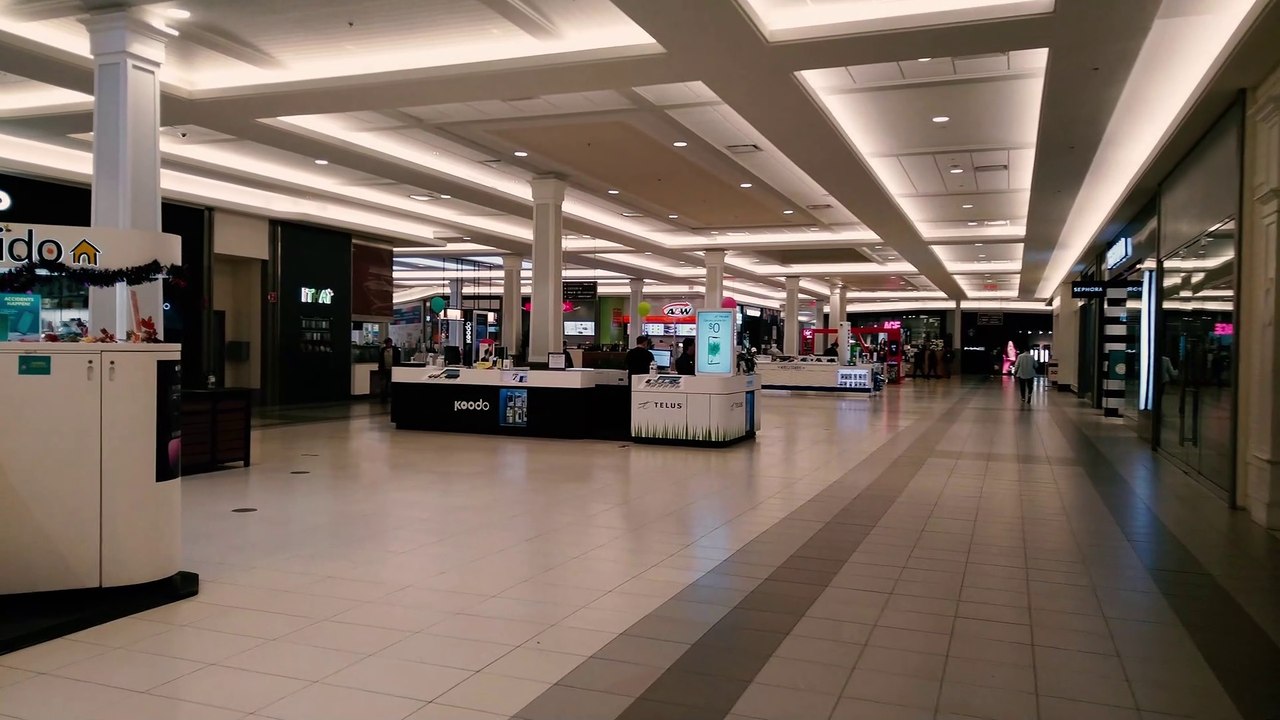 Walking Around The CF Champlain Mall in New Brunswick, Canada! Another ...