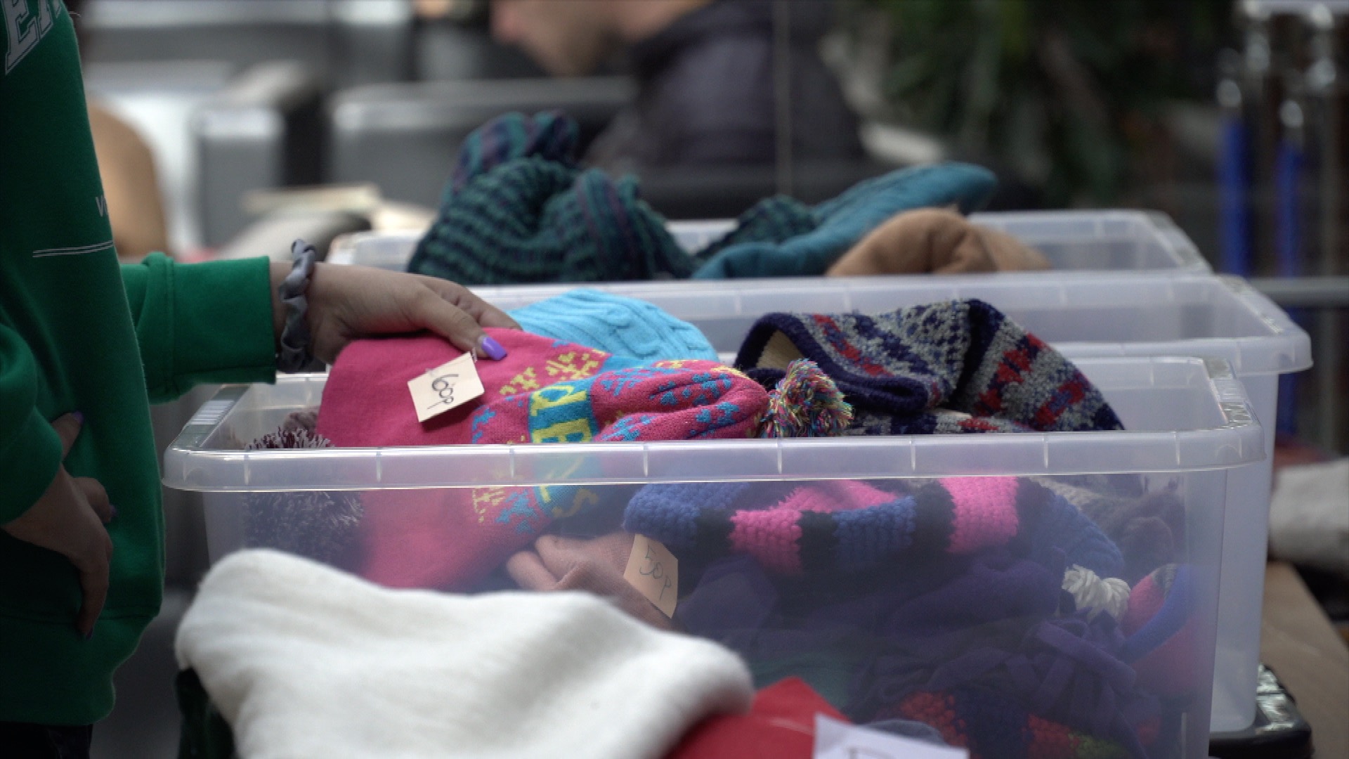 Medway universities sell preloved products to help students with cost ...