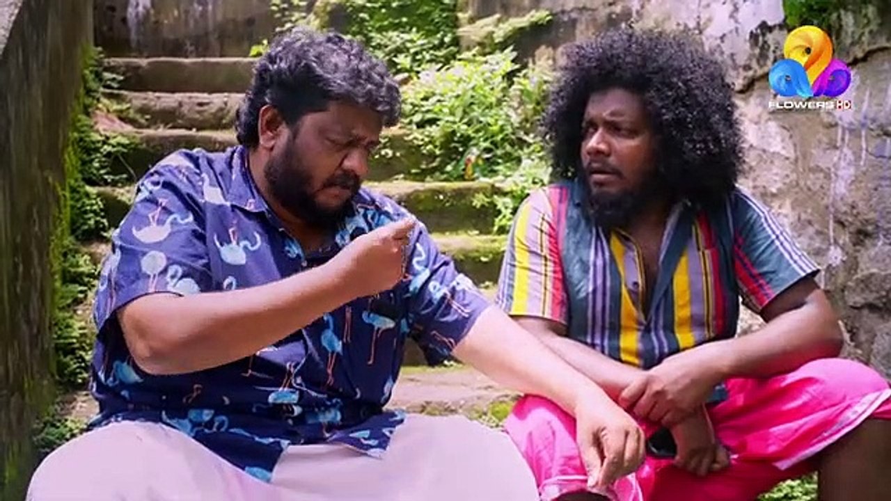 Surabhiyum Suhasiniyum - video Dailymotion