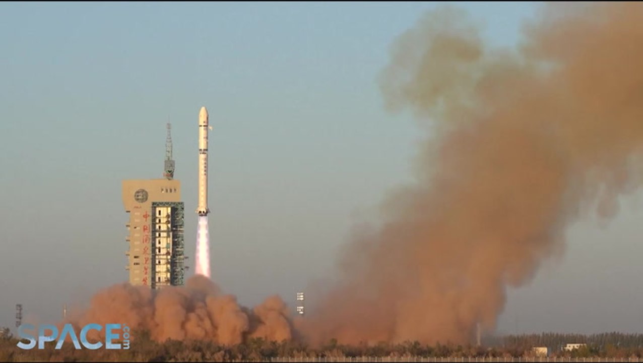 China’s Long March 2D launches Kuafu-1 solar observatory, rocket sheds ...