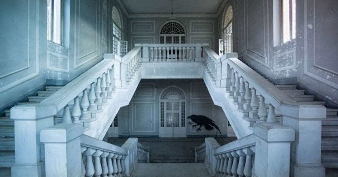 Il voyage et travers l'Europe et photographie des lieux abandonnés ...