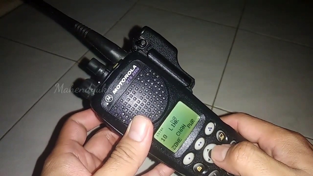 REVIEW HT POLISI - MOTOROLA XTS 2500 - 800 MHz - Mahendyukkie - video ...