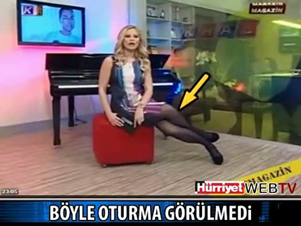 BÖYLE BACAK BACAK ÜSTÜNE ATAN GÖRDÜNÜZ MÜ - Dailymotion Video