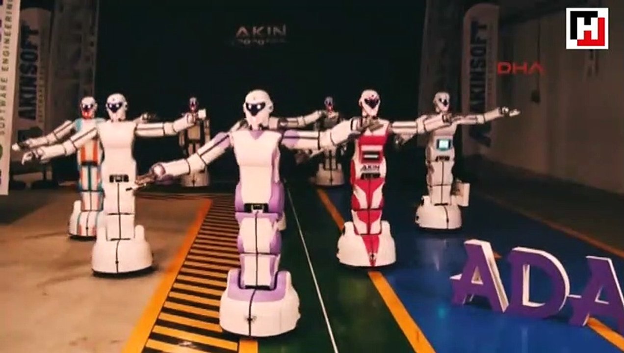 Robots ‘made in Turkey’ fascinate with Turkish folk dancing skills ...