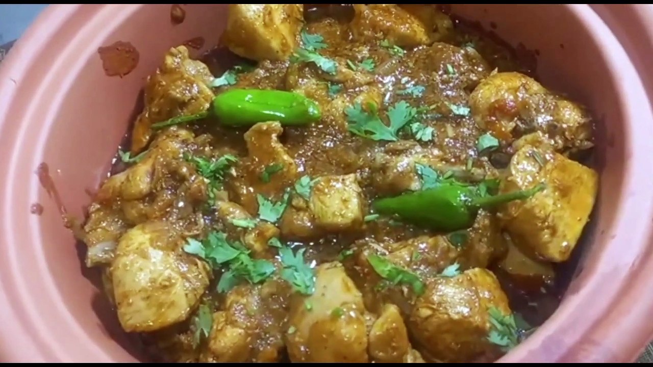 Madrasi chicken Recipe| Madrasi Chicken Handi | مدراسی چکن ہانڈی ...