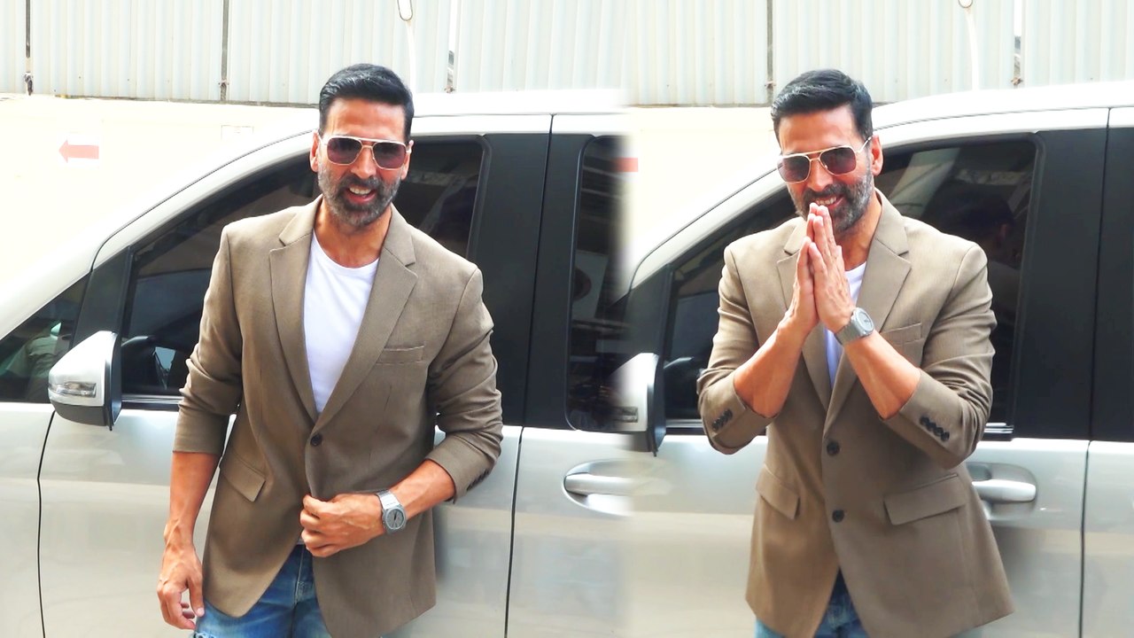 Akshay Kumar Looks Dashing In Grey Beard At Ram Setu Anthem Launch ...