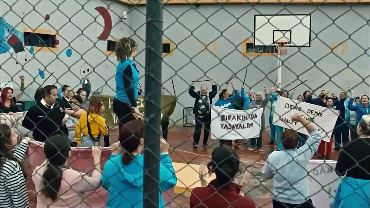 The Yard - Episode 49 (English Subtitles) Avlu - Vídeo Dailymotion