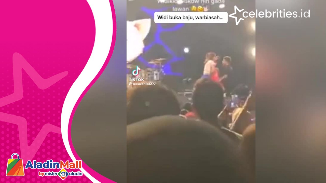 Viral! Aksi Widy Vierratale Lepas Baju di Panggung Bikin Penonton Histeris - Video Dailymotion