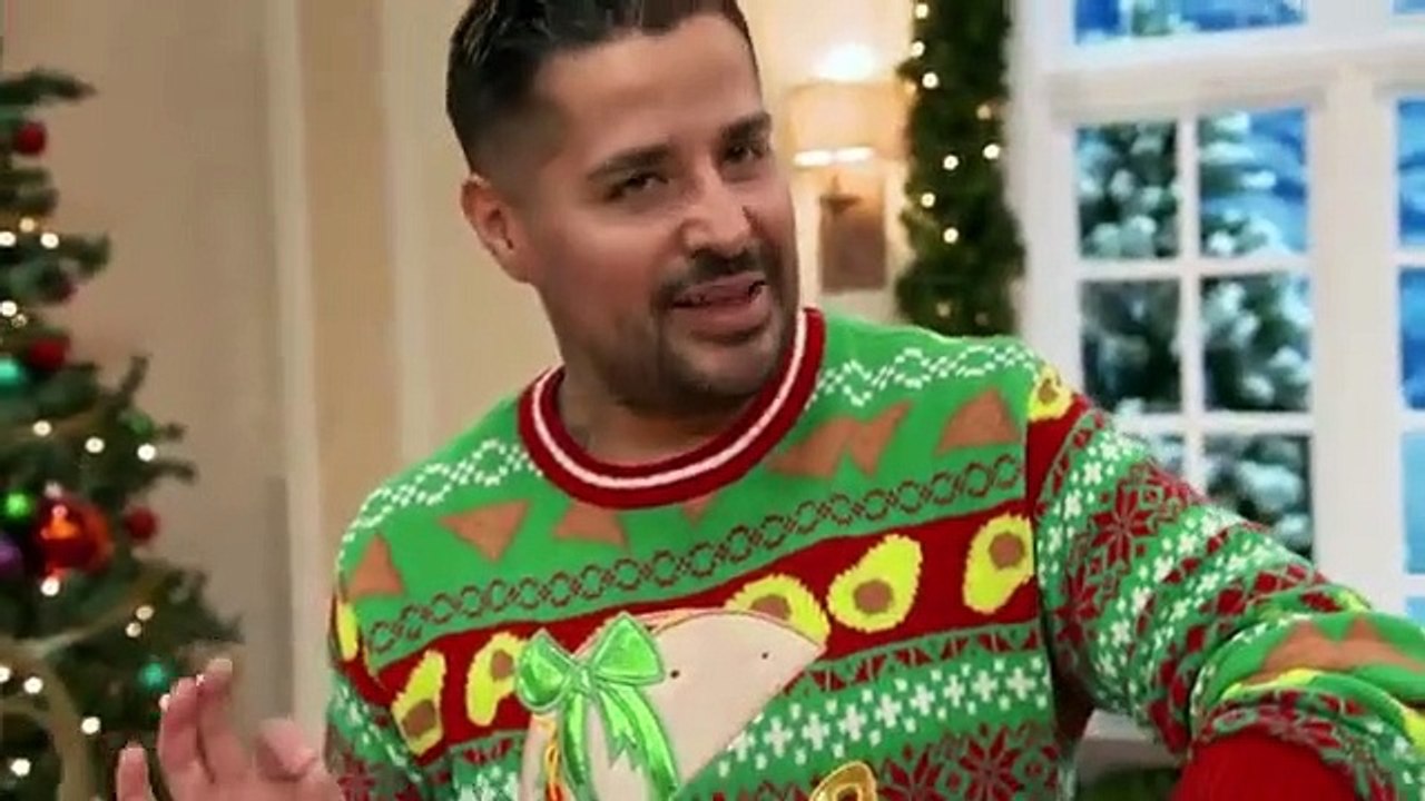 Holiday Gingerbread Showdown - Se2 - Ep04 - Gingerbread Gremlins Attack ...