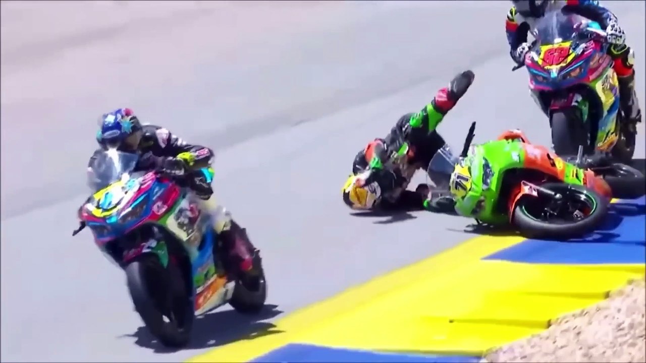 BEST Motorcycle Racing || Crash in Compilation - Video Dailymotion