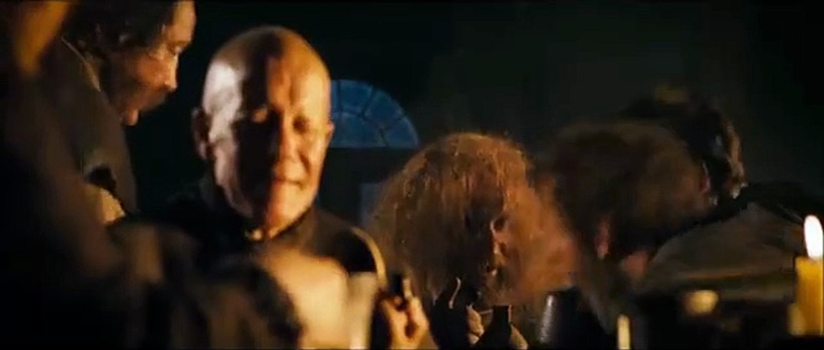 LOTR The Fellowship of the Ring - At the Sign of The Prancing Pony ...