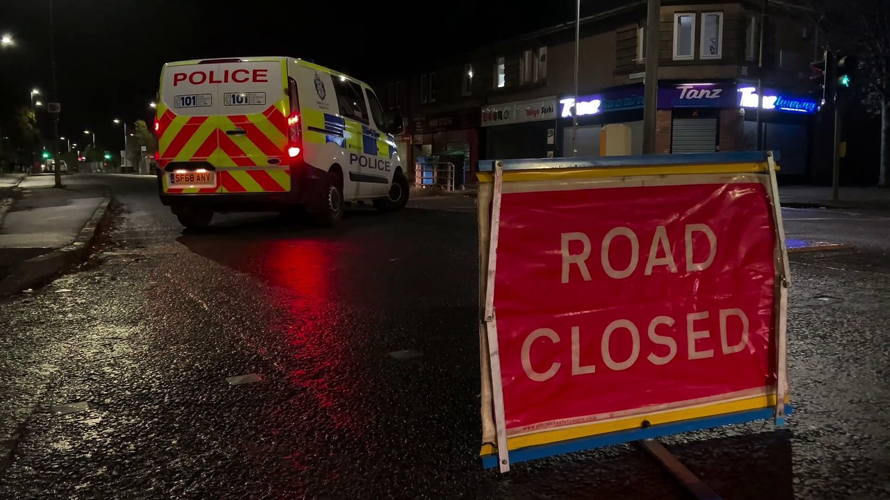 Riots break out in Niddrie on Bonfire Night - video Dailymotion