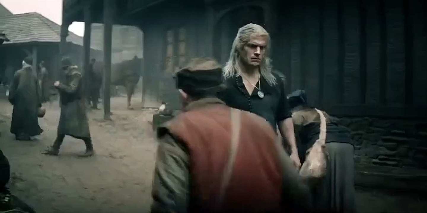 The Witcher - Geralt Epic Market Fight Scene - (2019) Henry Cavill ...