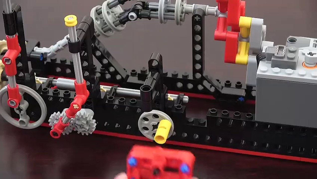 20 Mechanical Principles combined in a Useless Lego Machine - Video ...
