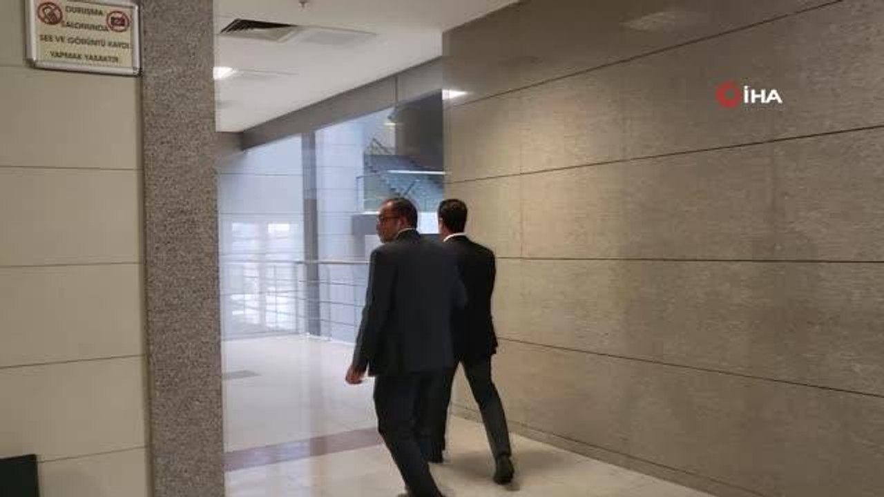 Ünlü iş adamı Can Atay, duruşma çıkışı avukata saldırdığı gerekçesiyle ...