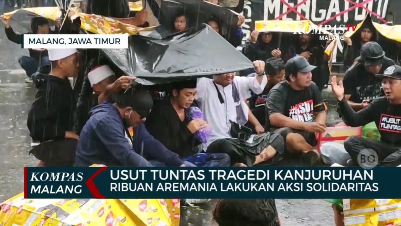 40 Hari Tragedi Kanjuruhan, Tangis Ribuan Aremania Tumpah di Balai Kota Malang - Video Dailymotion