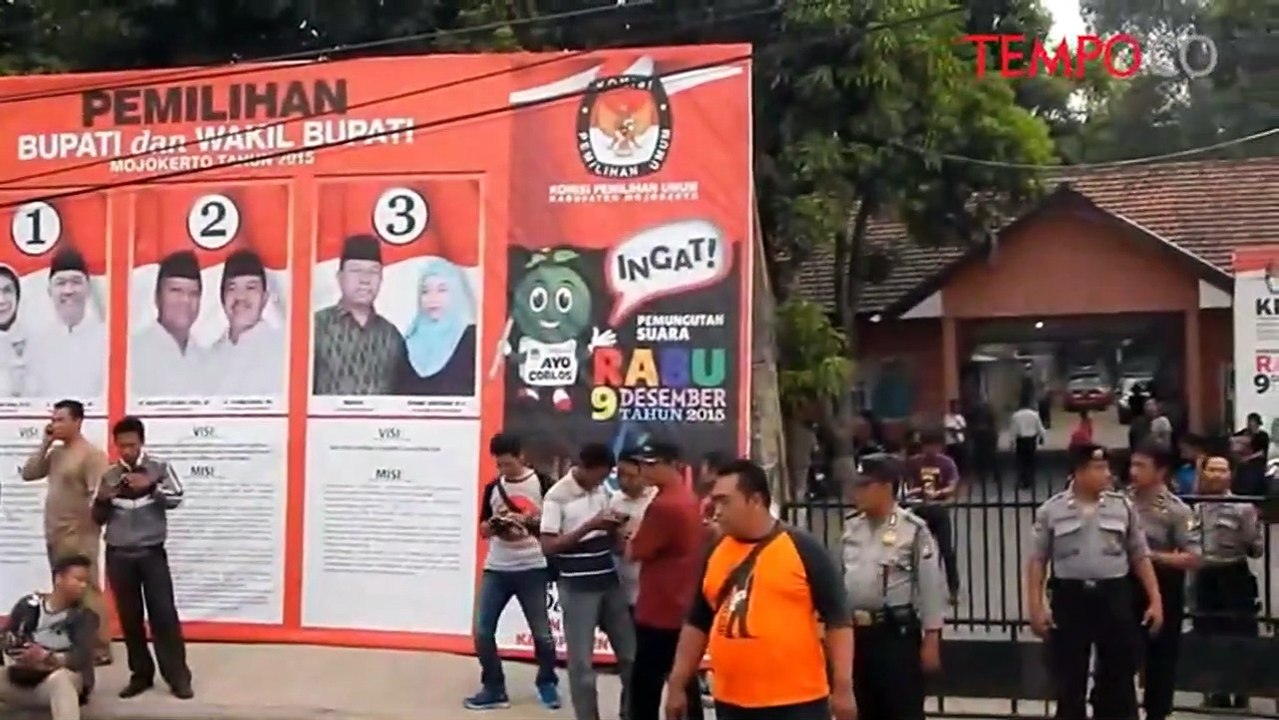 Pilkada Rawan Rusuh, Polri-TNI Patroli ke Desa - video Dailymotion