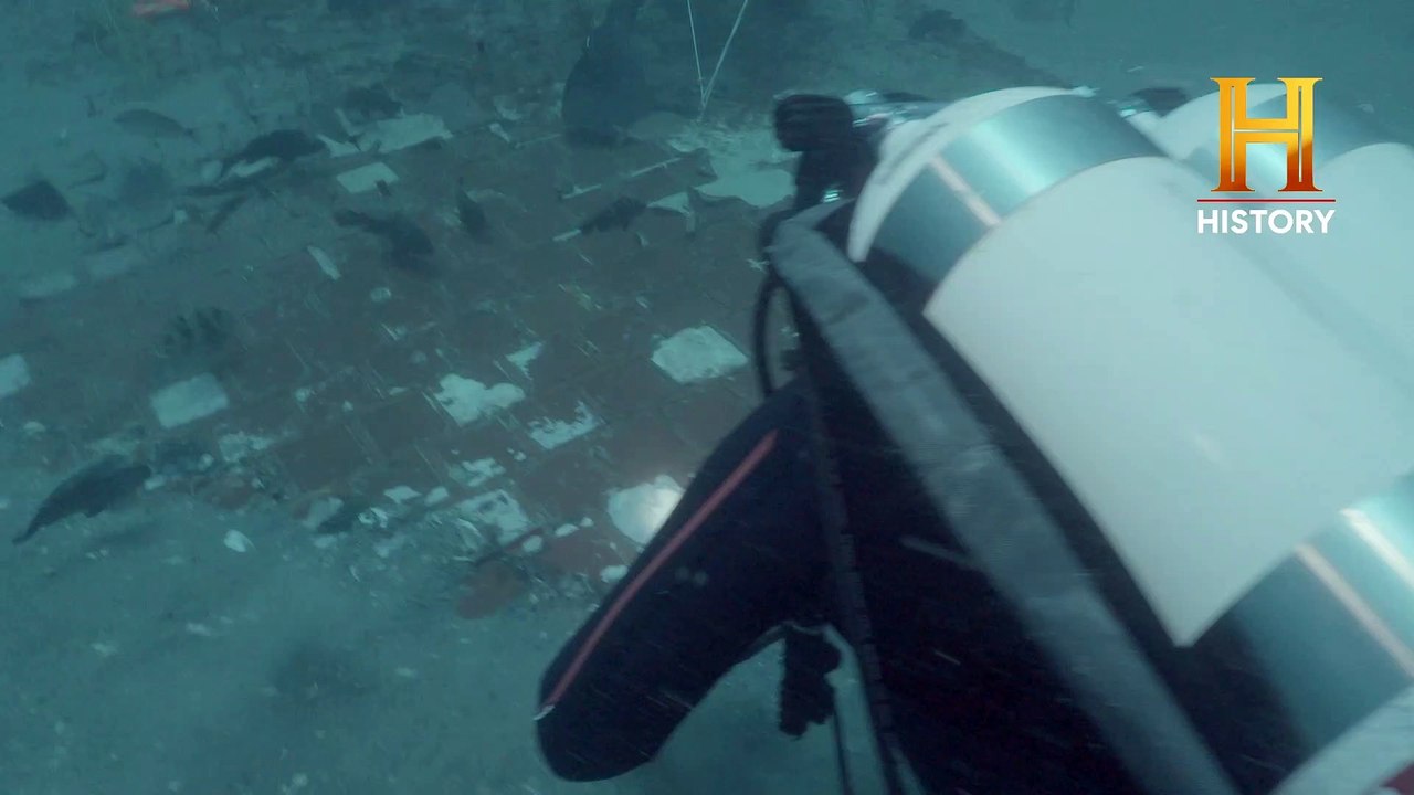 The Bermuda Triangle Into Cursed Waters 'Challenger Discovery B-Roll ...