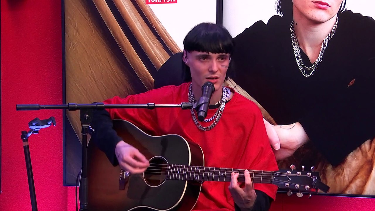 LIVE - Aime Simone interprète "Party Favor" dans #LeDriveRTL2 (18/11/22 ...