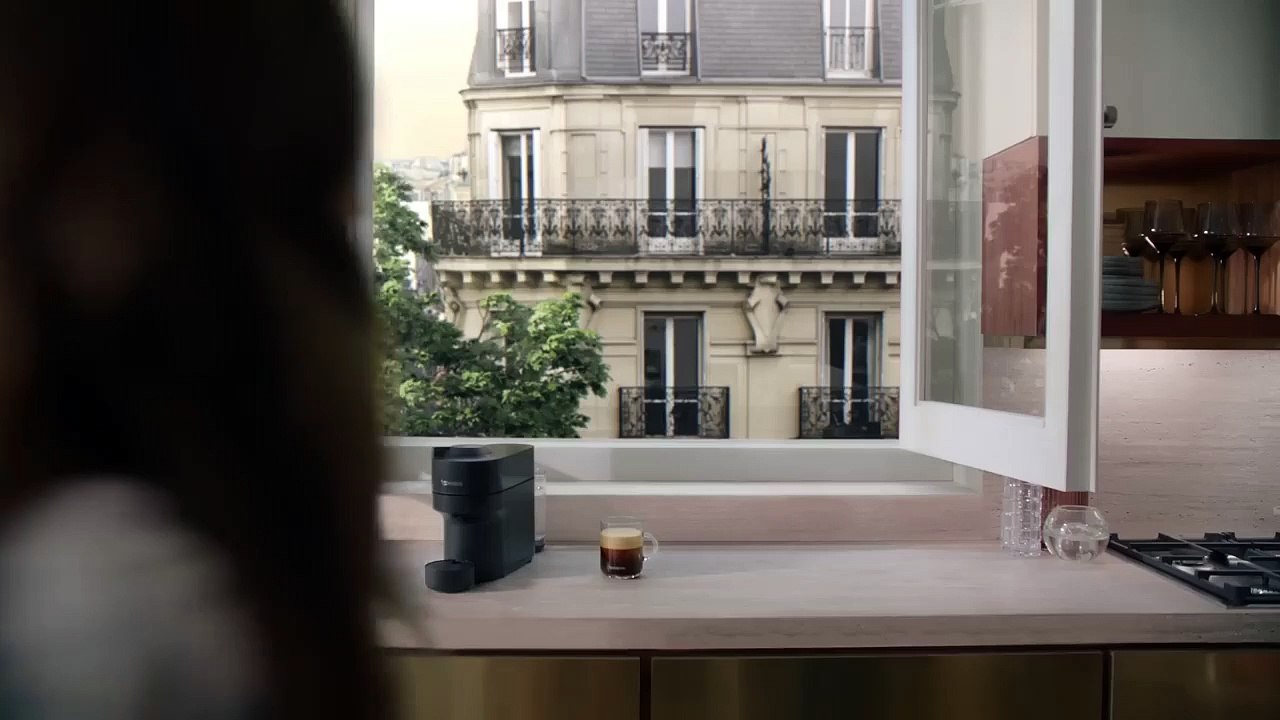 Nouvelle publicité pour Nespresso avec George Clooney, Jean Dujardin et ...