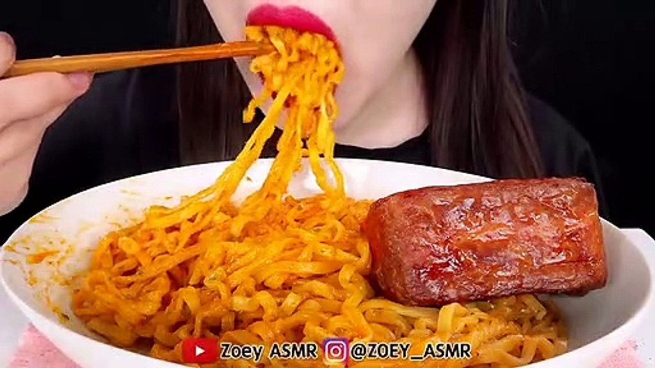 ASMR SPICY CARBO FIRE NOODLES & SPAM EATING SOUNDS - video Dailymotion