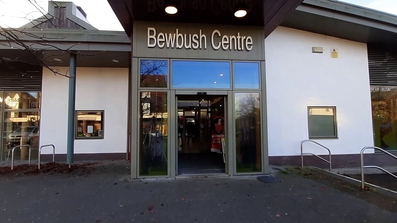 Official opening of Crawley's first warm bank in Bewbush - video ...