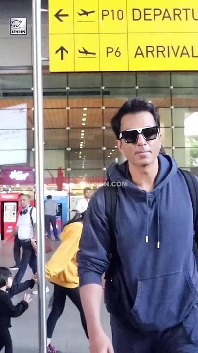 Sonu Sood Ka Paps Ke Sath Mazaak - video Dailymotion