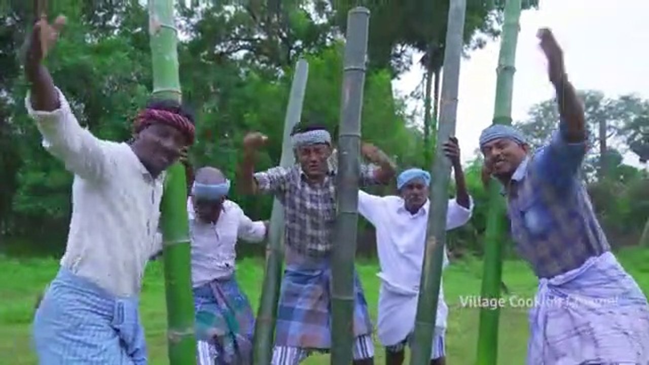 BAMBOO_BIRYANI_|_Mutton_Biryani_Cooking_in_Bamboo_|_Steamed_Bamboo ...