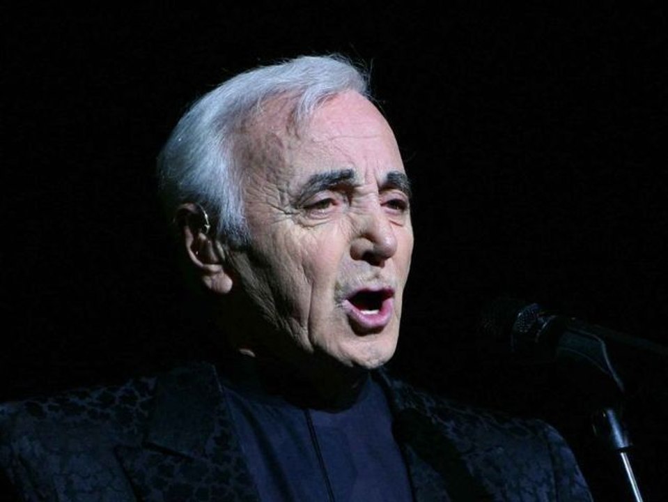 "Cassant", "prétentieux" : l'autre visage de Charles Aznavour, révélé 4 ...
