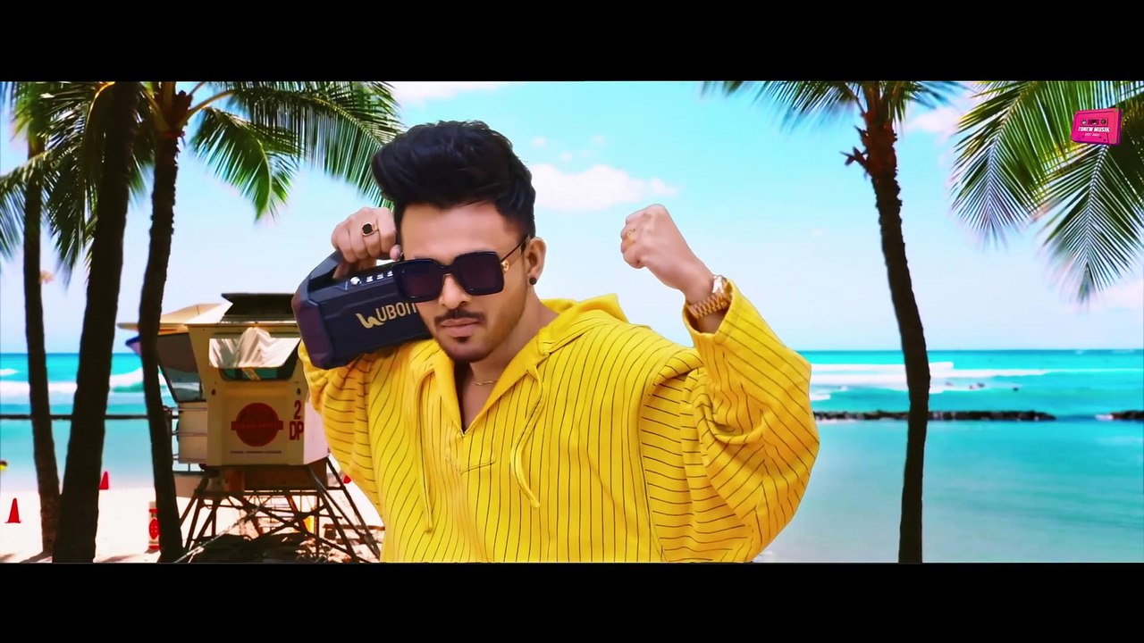12 Ladke - Tony Kakkar Neha Kakkar Official Music Video | Daily Mixer ...