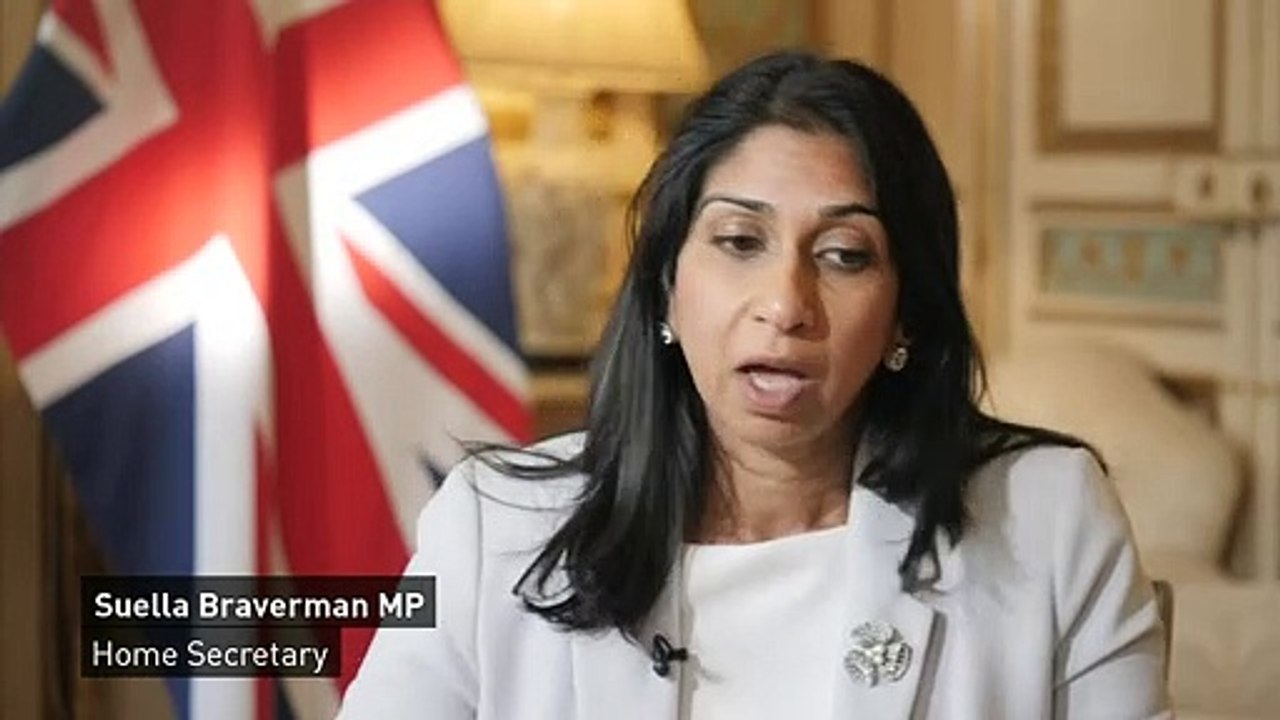 Home Secretary urges people to rethink travelling over Xmas - video ...