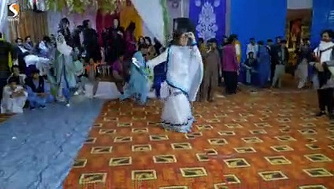 Raza Raza Gul Mishal Pashto Dance Performance 2022 - video Dailymotion