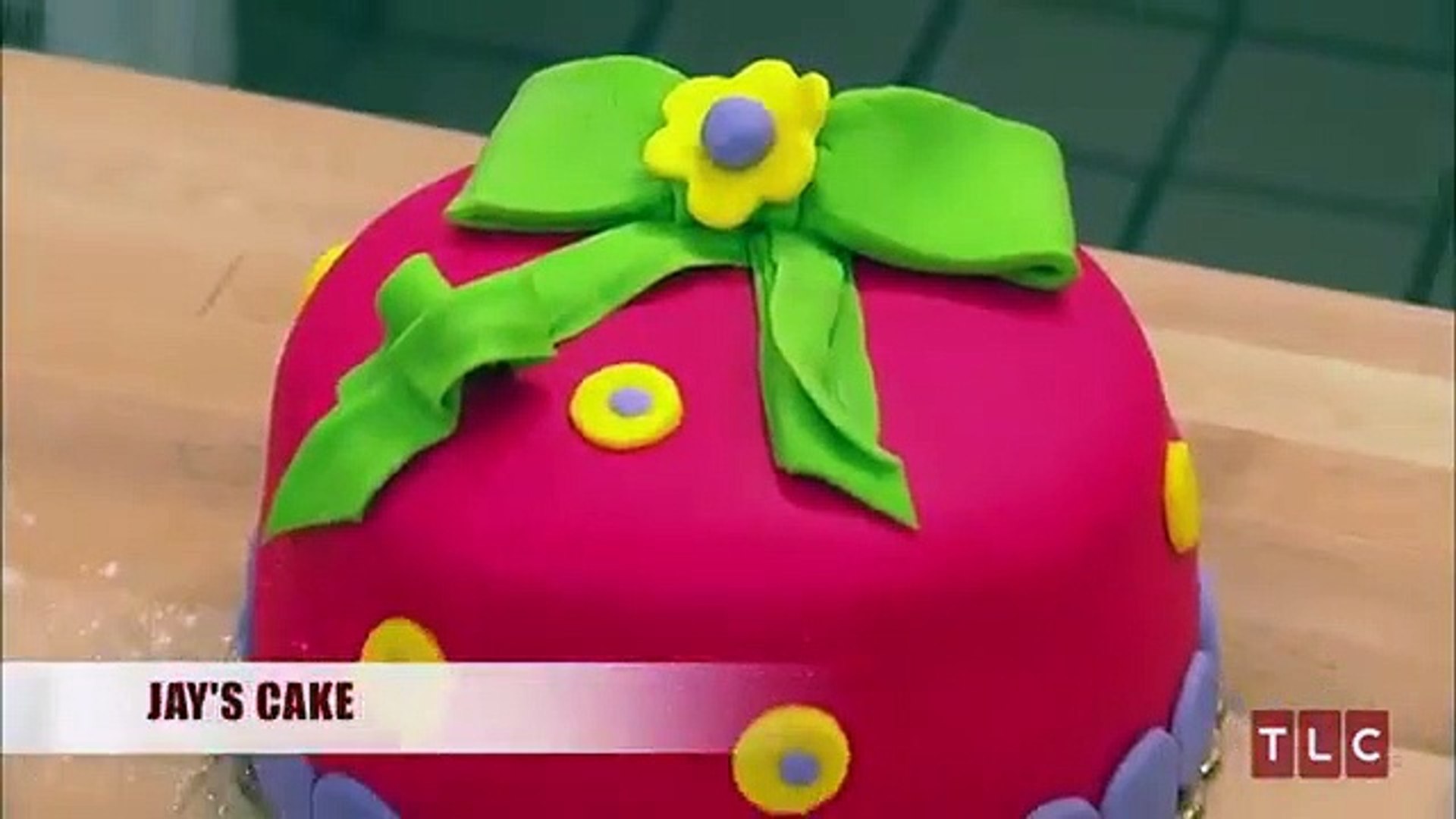Cake Boss Icing Roses Cake Decorating With Cake Boss!