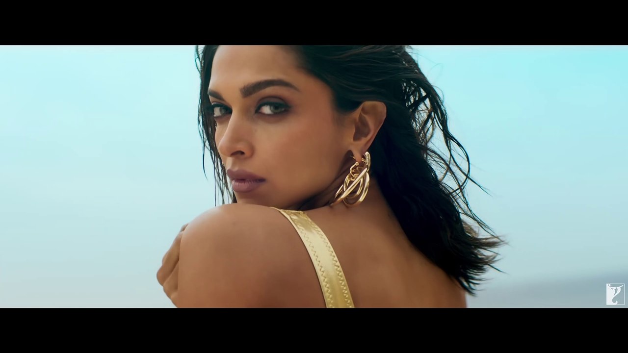 Besharam Rang Song Pathaan _ Shah Rukh Khan_ Deepika Padukone _ Vishal ...