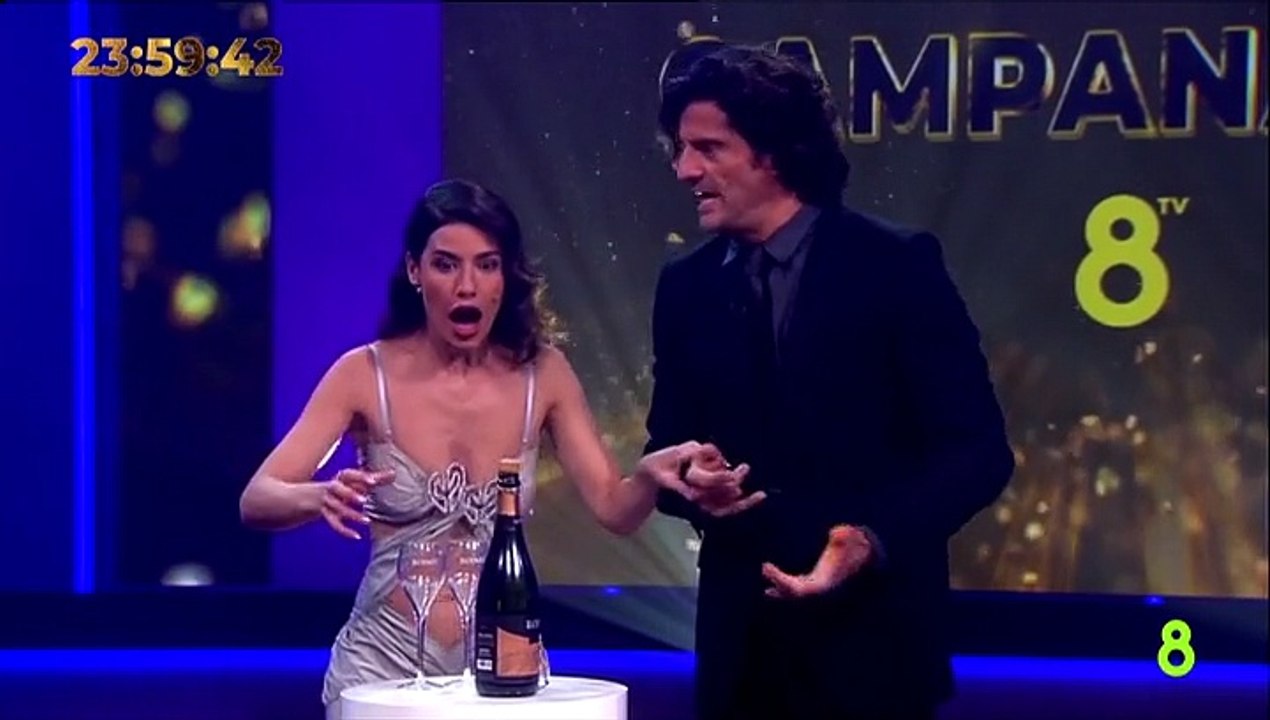 Campanades 2022 a 8tv amb Ares Teixidó i Joel Joan - Vídeo Dailymotion